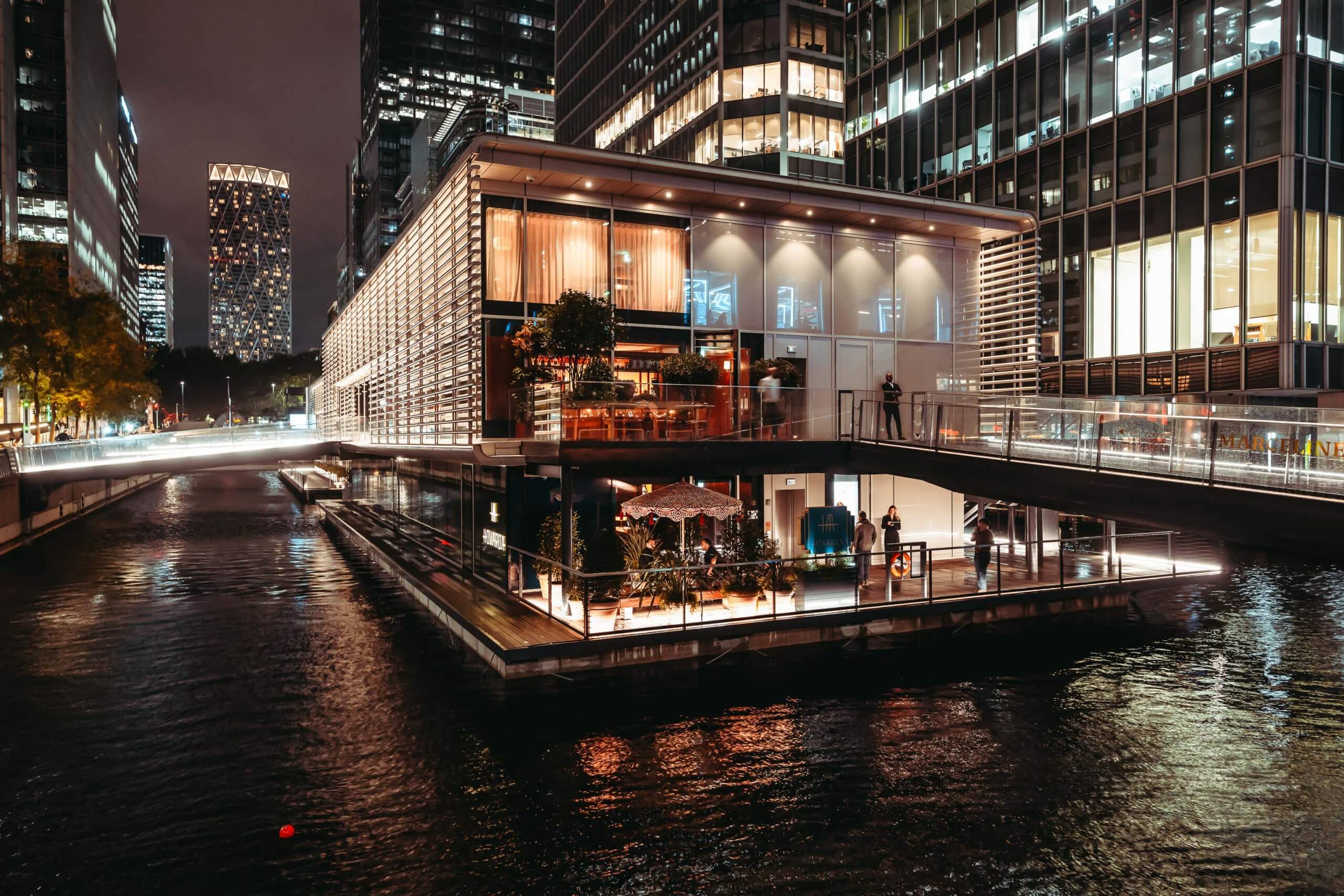 Discover Hovarda, where Aegean Flavours and Late-Night Vibes converge ...